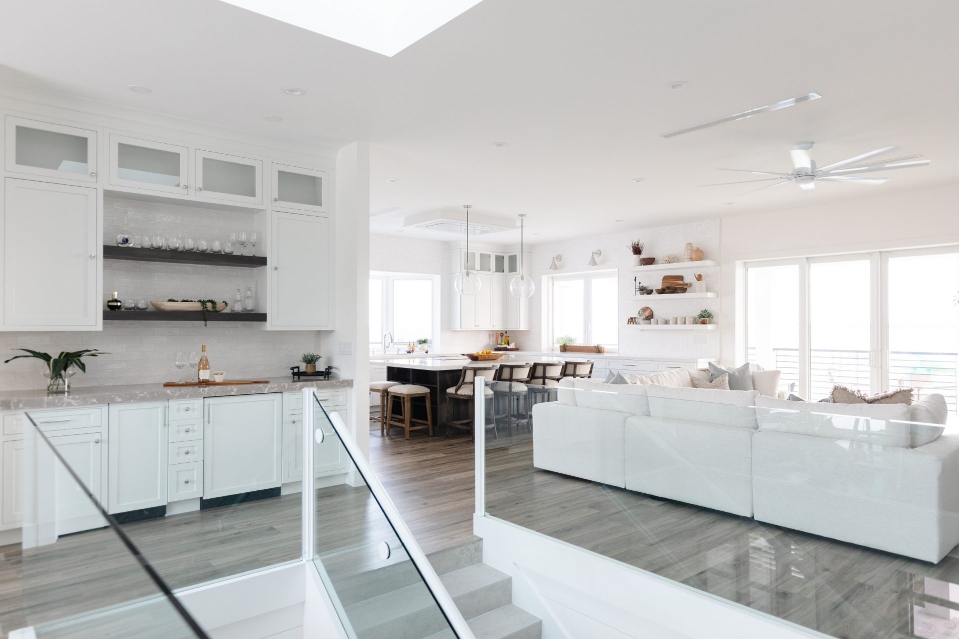 Peet's Perch - Splendid Home Design